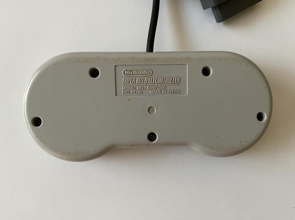 Super Nintendo SNES Controller Grey SNSP-005 | GameFleets