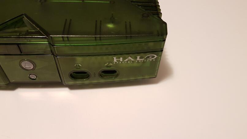 Original Xbox Console Translucent Green Halo Special Edition Bundle ...