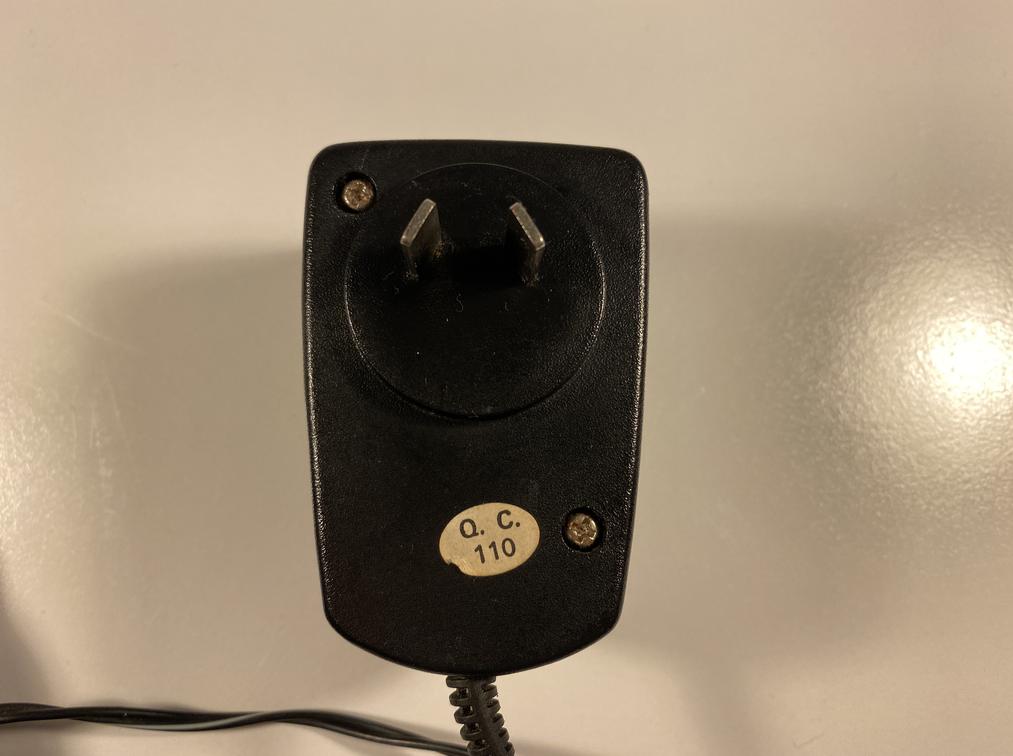 Atari 2600 AC Adaptor AUS Plug | GameFleets
