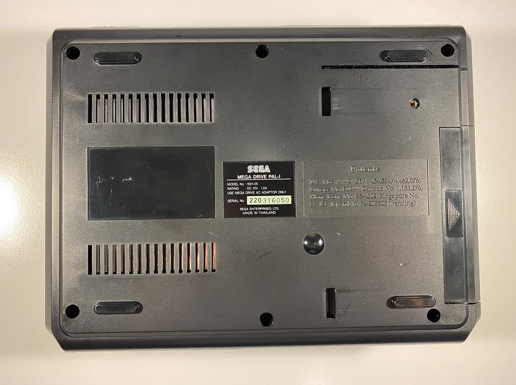 Sega Mega Drive Model 1 Console Bundle PAL | GameFleets